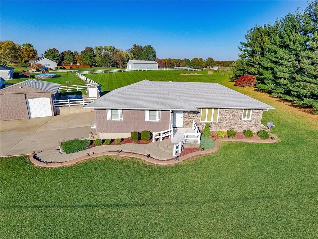 11180 Liv 233, Chillicothe, MO 64601 - See Est. Value, Schools & More