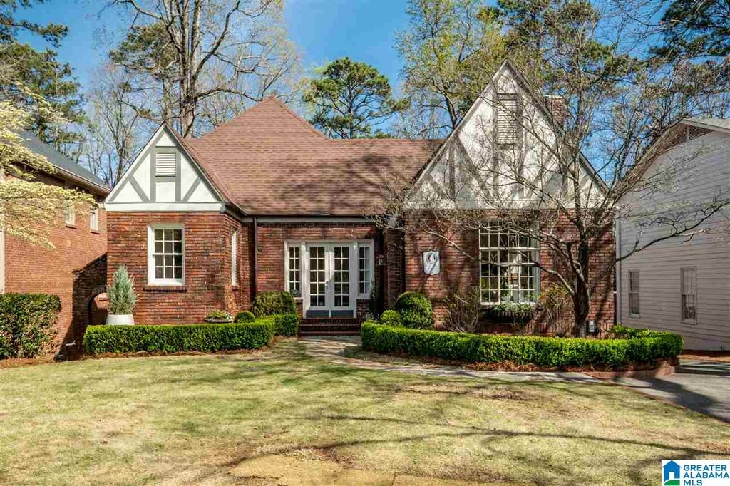 410 Devon Dr, Birmingham, AL 35209 - See Est. Value, Schools & More