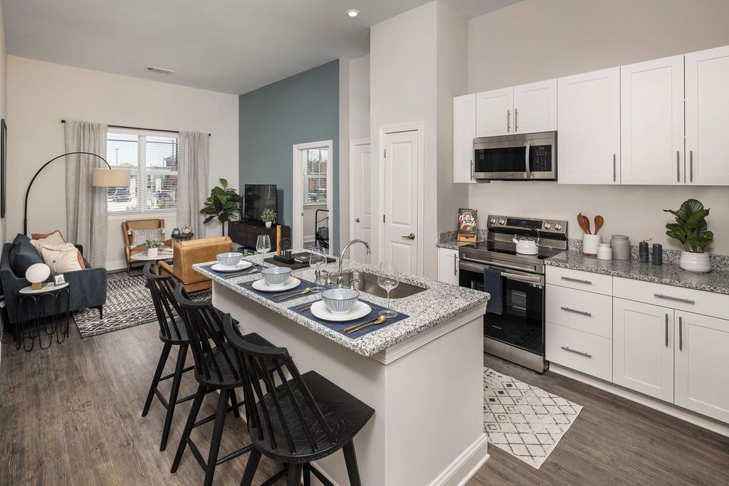 8424 N Tryon St #169, Charlotte, NC 28262 - See Est. Value, Schools & More