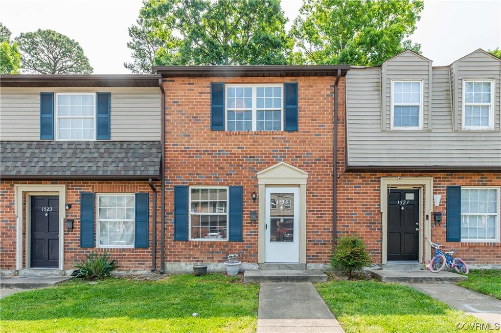 1525 Stowmarket Ct, Richmond, VA 23225 | MLS# 2311458 | Trulia