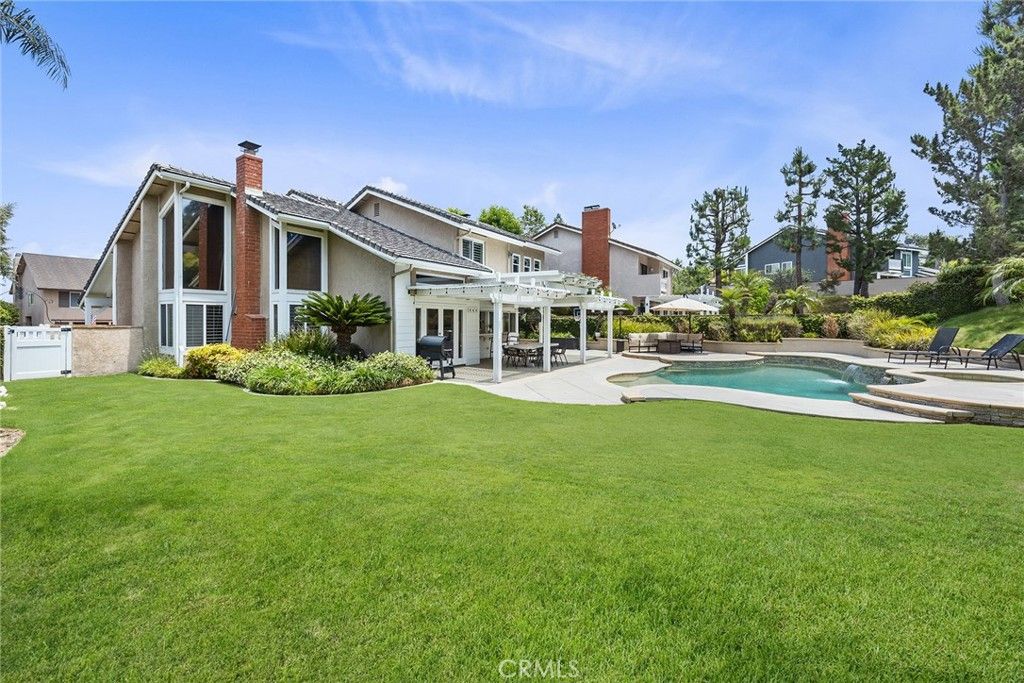 7126 E Mockingbird Way, Anaheim, CA 92807 | Trulia