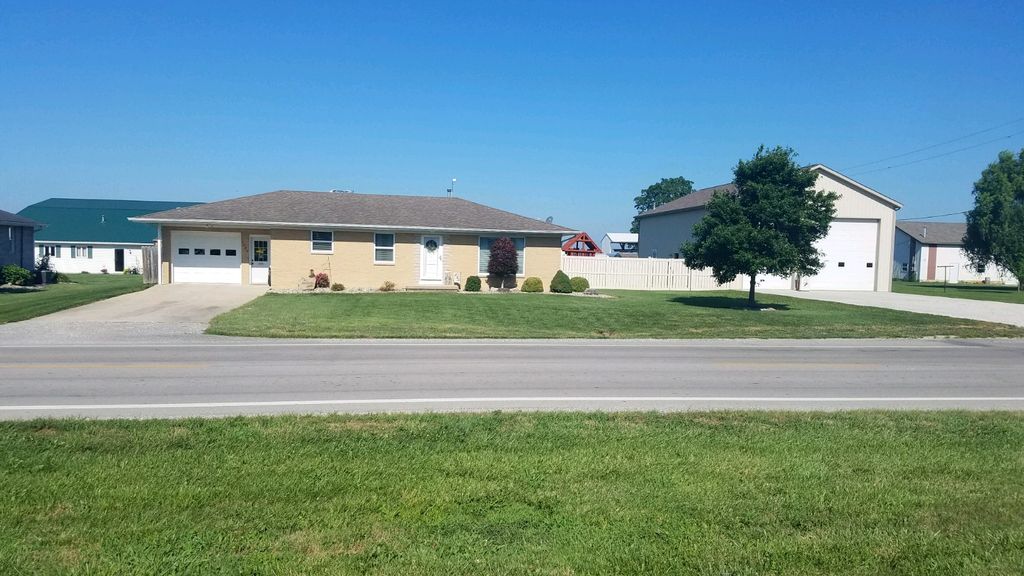 17709 Saint Rose Rd, Saint Rose, IL 62230 | Trulia