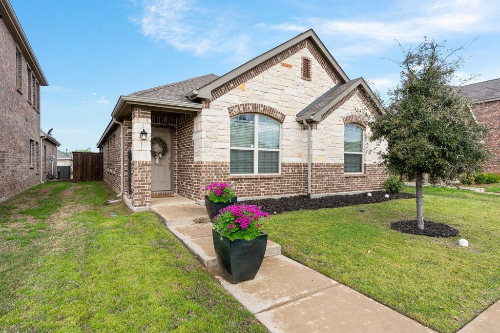 1490 Alamandine Ave, Crossroads, TX 76227 - See Est. Value, Schools & More