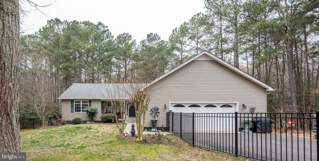 19221 Nelson Ct, Valley Lee, MD 20692 - See Est. Value, Schools & More