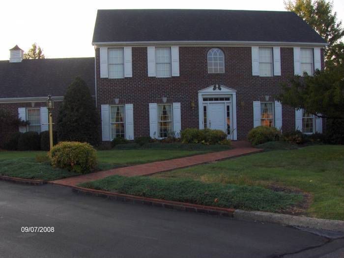 818 Quail Ridge Ct, Elizabethton, TN 37643 - See Est. Value, Schools & More