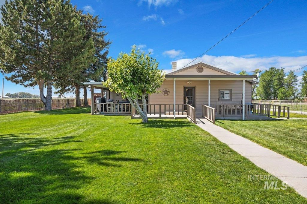 30 N 300 W, Rupert, ID 83350 - See Est. Value, Schools & More