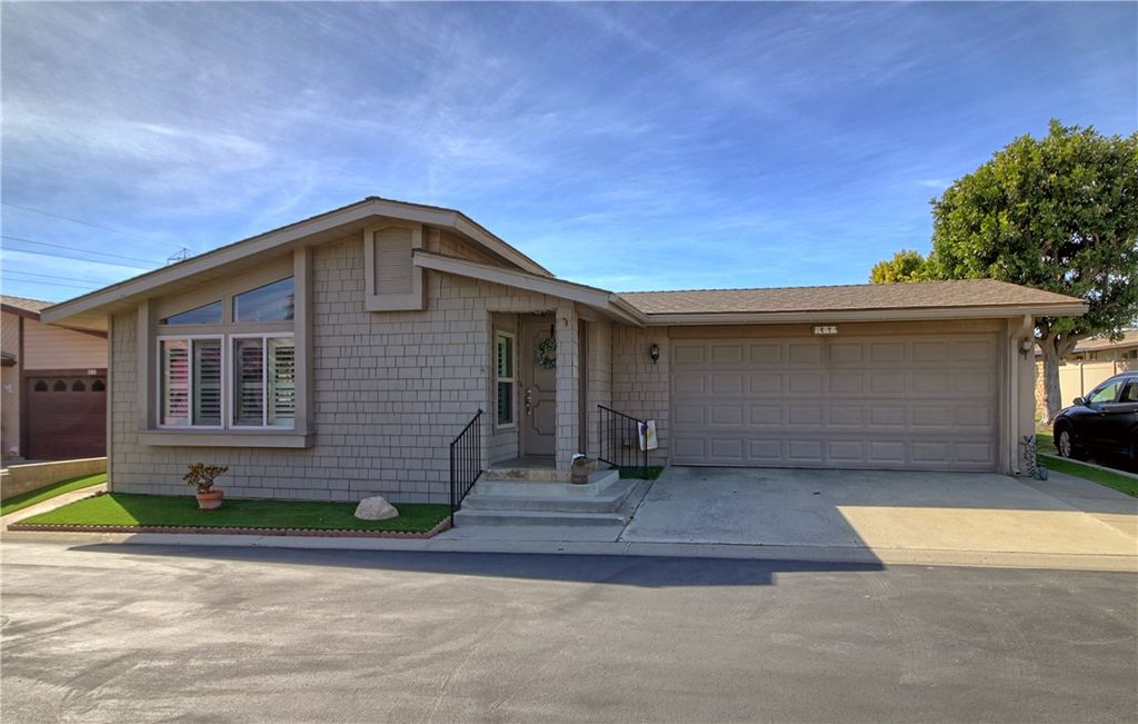 41 Pheasant Ln, Ventura, CA 93003 - See Est. Value, Schools & More