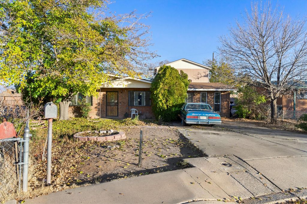 3732 Miller Cir NW, Albuquerque, NM 87107 - See Est. Value, Schools & More