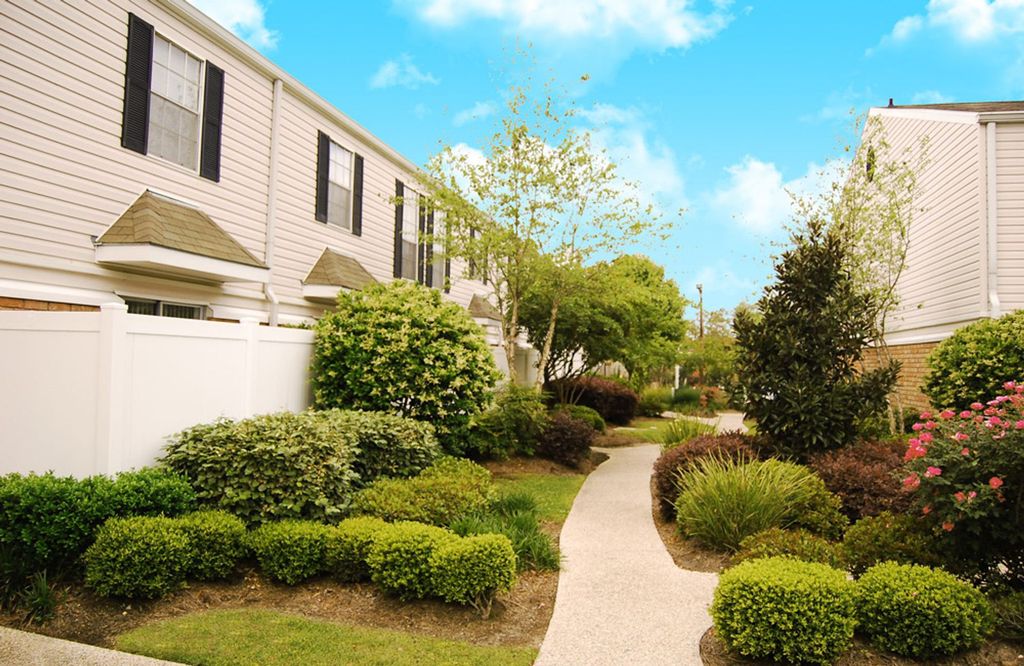 250 Brownswitch Rd #127, Slidell, LA 70458 - See Est. Value, Schools & More