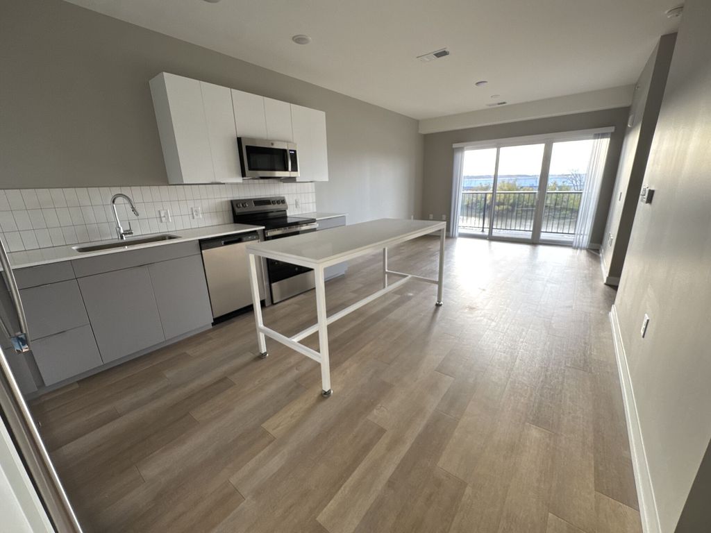 200 S James St #308, Kansas City, KS 66118 - See Est. Value, Schools & More