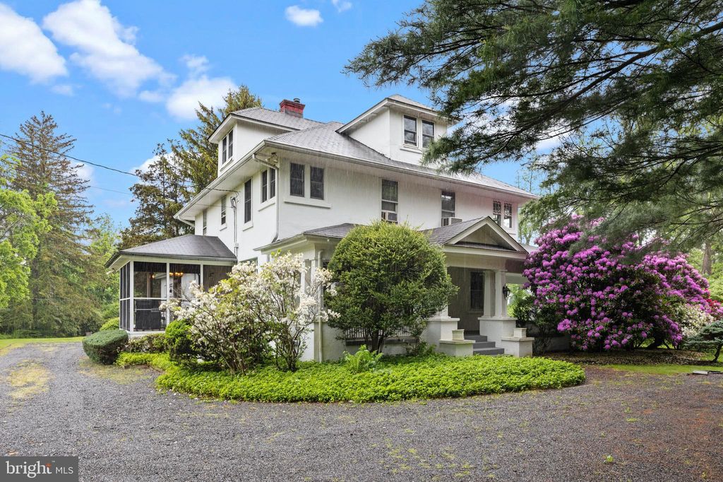 889 Lawrenceville Rd, Princeton, NJ 08540 - See Est. Value, Schools & More