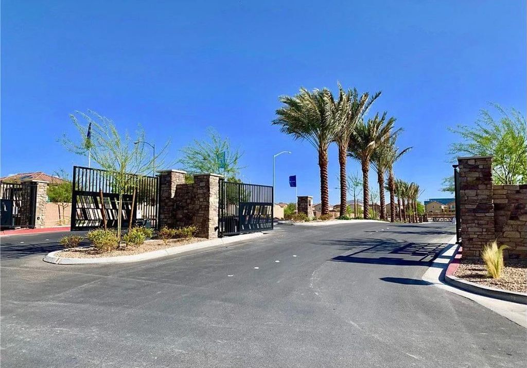 25 Barbara Ln #2, Las Vegas, NV 89183 | Trulia