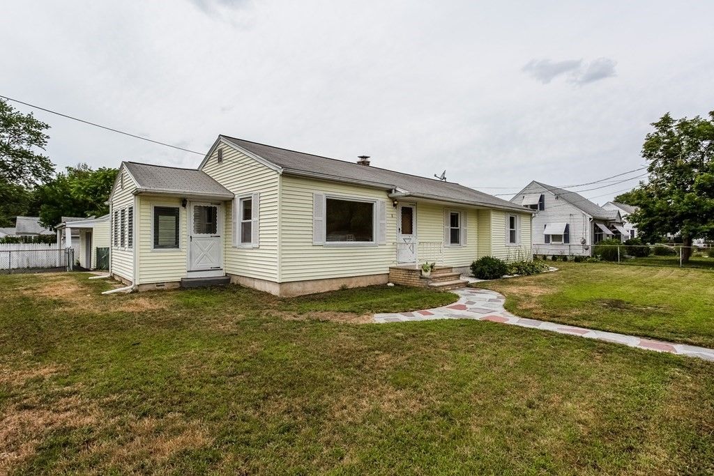 8 Bonneta Cir, Chicopee, MA 01020 | Trulia 8 Bonneta Cir, Chicopee, MA 01020 | Trulia