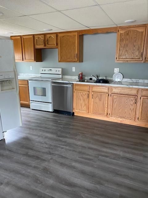 619 King St, Fayette, IA 52142 - See Est. Value, Schools & More