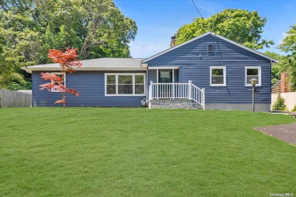 52 Bennetts Road, East Setauket, NY 11733 | Trulia