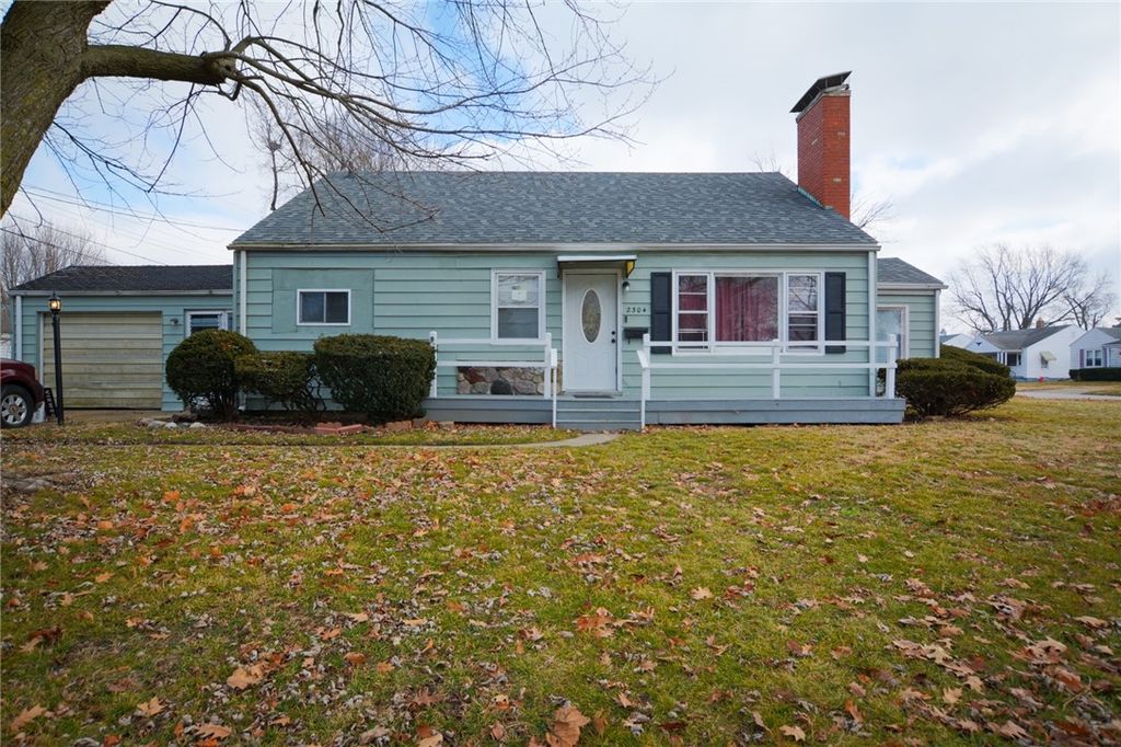 2304 Central Dr, Decatur, IL 62526 - See Est. Value, Schools & More