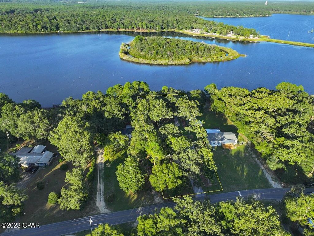 378 Bell Dr, Defuniak Springs, FL 32433 | MLS# 747492 | Trulia