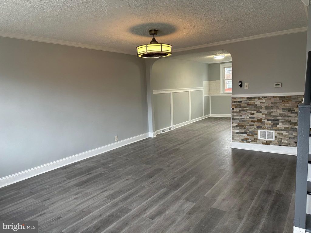 3304 Decatur St, Philadelphia, PA 19136 - See Est. Value, Schools & More