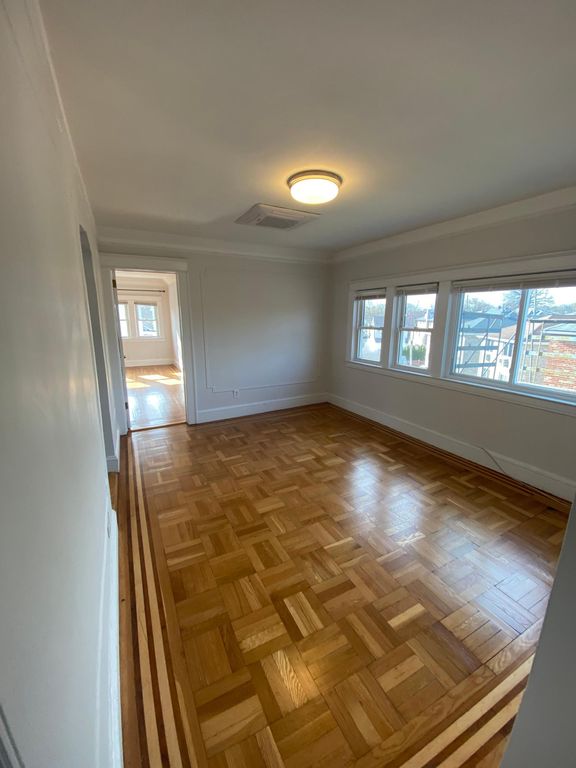 3242 Middletown Rd #3, Bronx, NY 10465 | Trulia