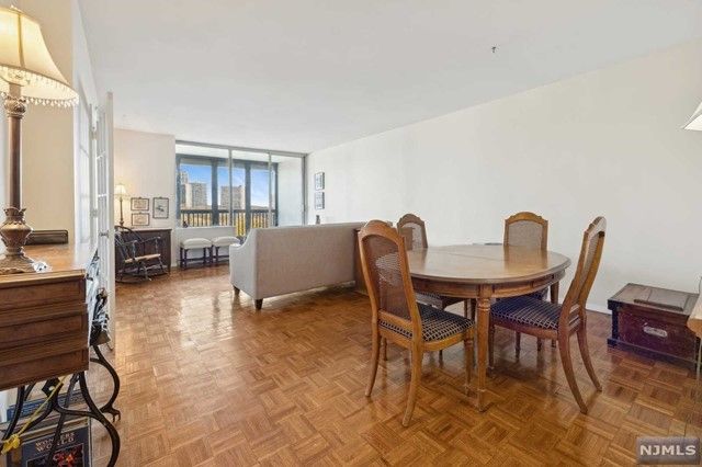 5 Horizon Rd #507, Fort Lee, NJ 07024 | MLS# 24010357 | Trulia