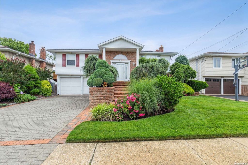 3123 Clubhouse Road, Merrick, NY 11566 | Trulia