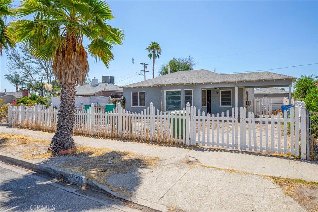 10838 Strathern St, Sun Valley, CA 91352 - See Est. Value, Schools & More