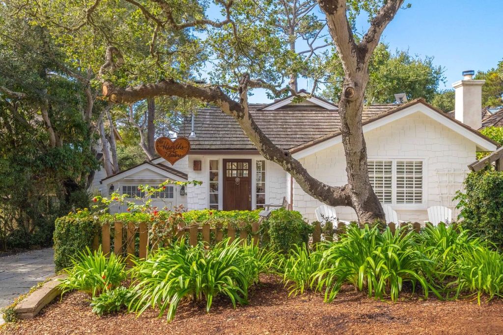 Lincoln 3 Sw Of 10th, Carmel, CA 93921 | MLS# ML82025179 - Trulia | Trulia