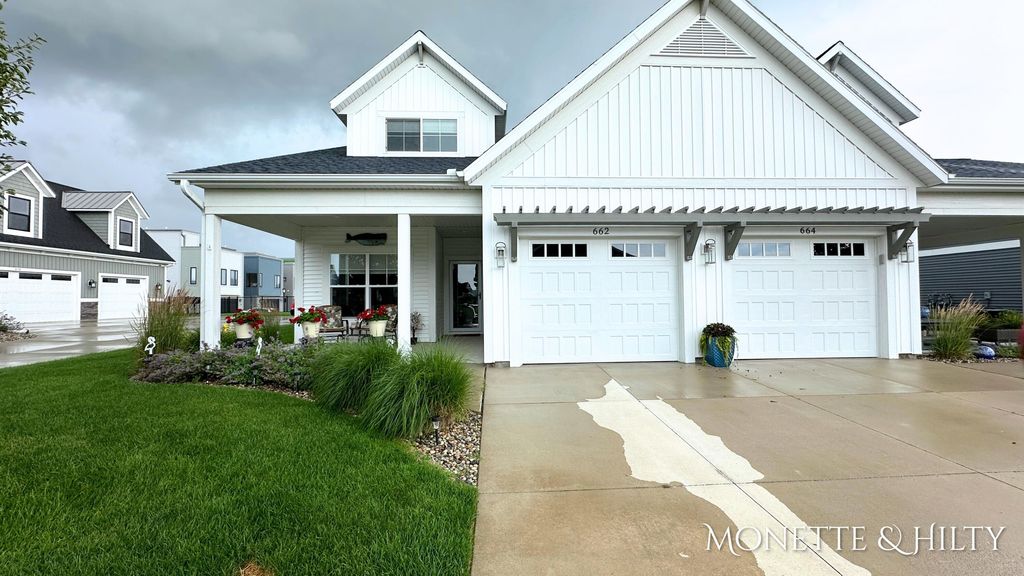 662 Terrace Point Dr, Muskegon, MI 49440 - See Est. Value, Schools & More