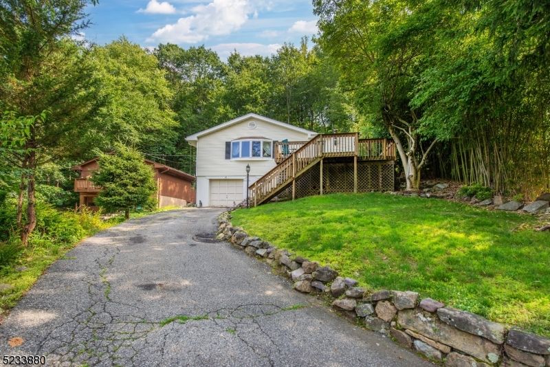 13 Comanche Ave, Rockaway, NJ 07866 - See Est. Value, Schools & More