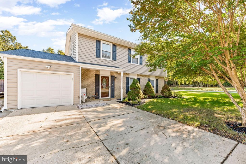 2068 Red Spruce Ct, Bryans Road, MD 20616 - See Est. Value, Schools & More