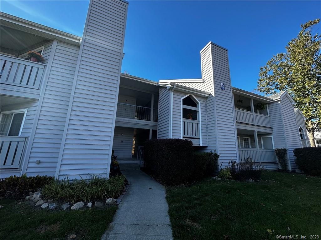 57 Crown Knoll Court #72, Groton, CT 06340 - See Est. Value, Schools & More