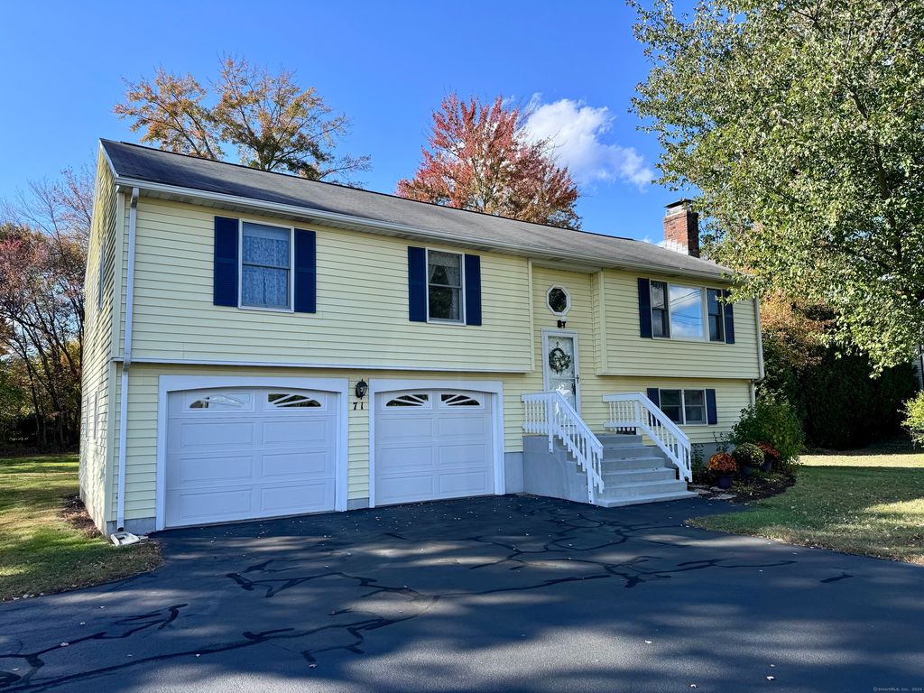 71 East Street South, Suffield, CT 06078 - See Est. Value, Schools & More