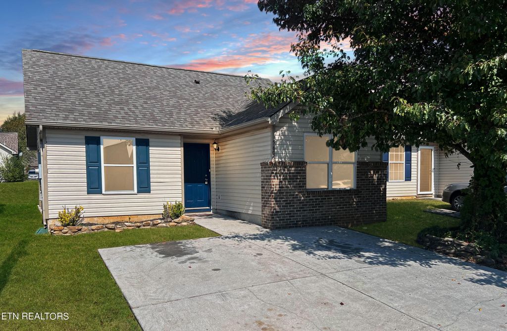 5605 Libby Way, Knoxville, TN 37924 - See Est. Value, Schools & More