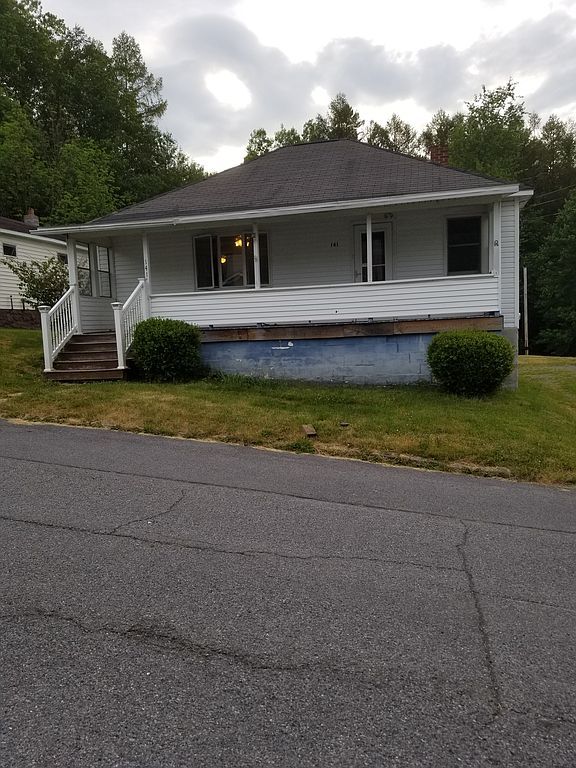 141 Maple St, Beaverdale, PA 15921 - See Est. Value, Schools & More