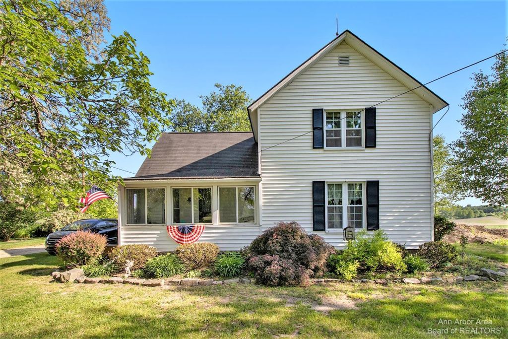 11677 N Territorial Rd, Dexter, MI 48130 - See Est. Value, Schools & More