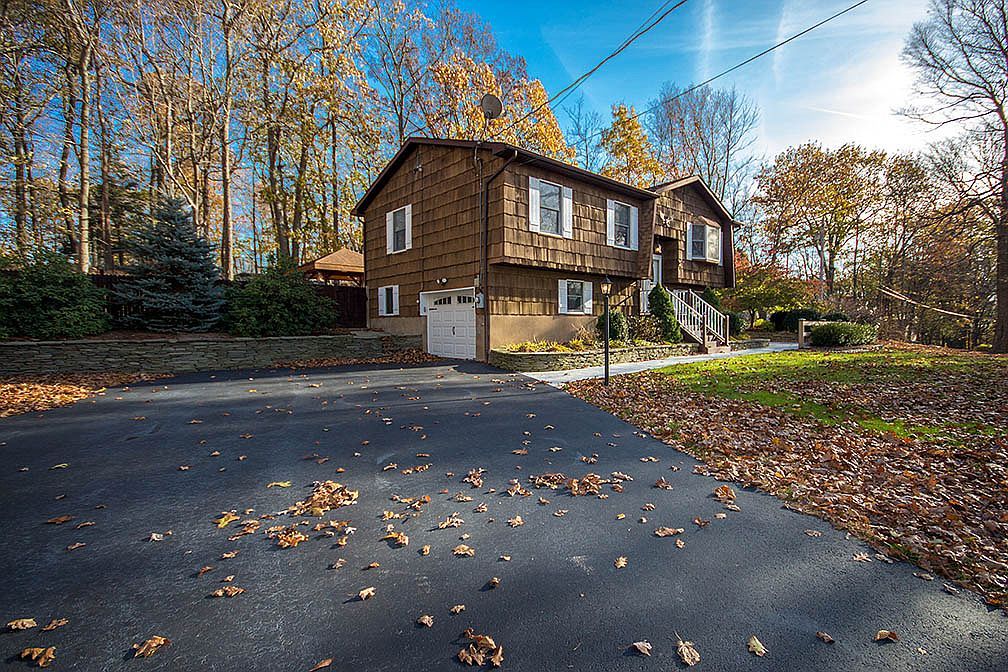 2 Evergreen Rd Sussex Nj 07461 Trulia