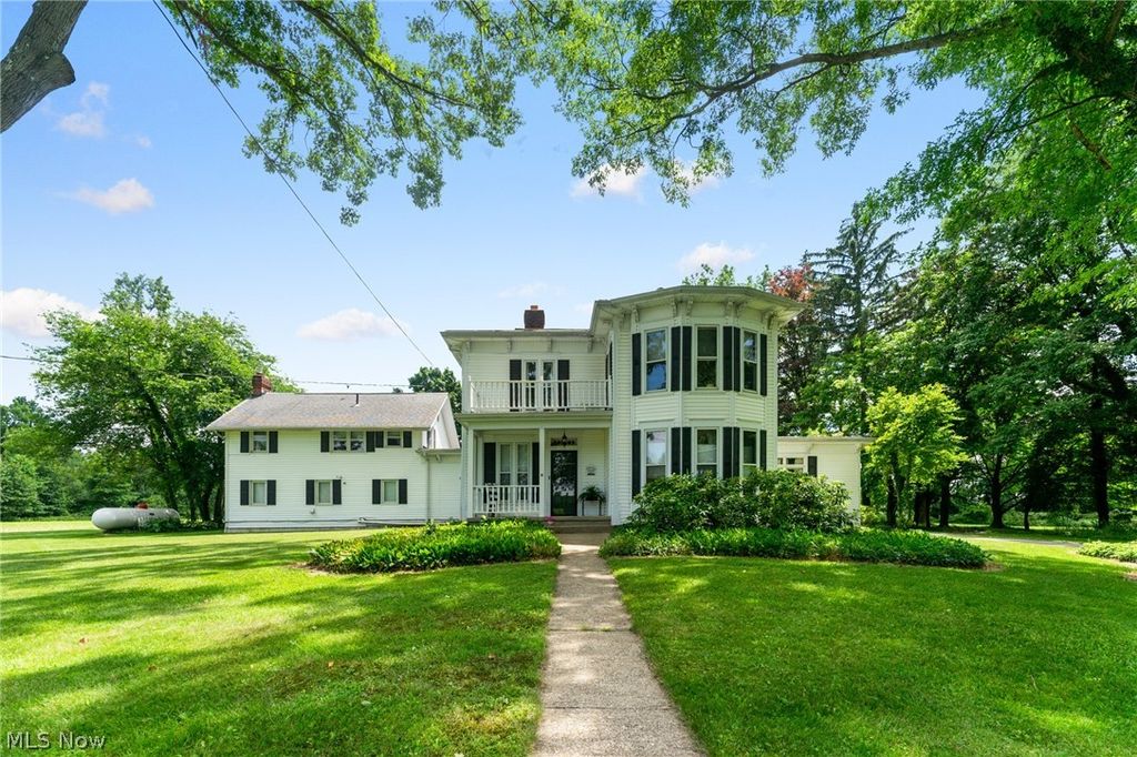 1549 E Garfield Rd, New Springfield, OH 44443 | MLS# 5045738 | Trulia