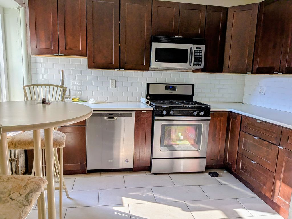 2246 Fitzwater St, Philadelphia, PA 19146 - Trulia | Trulia