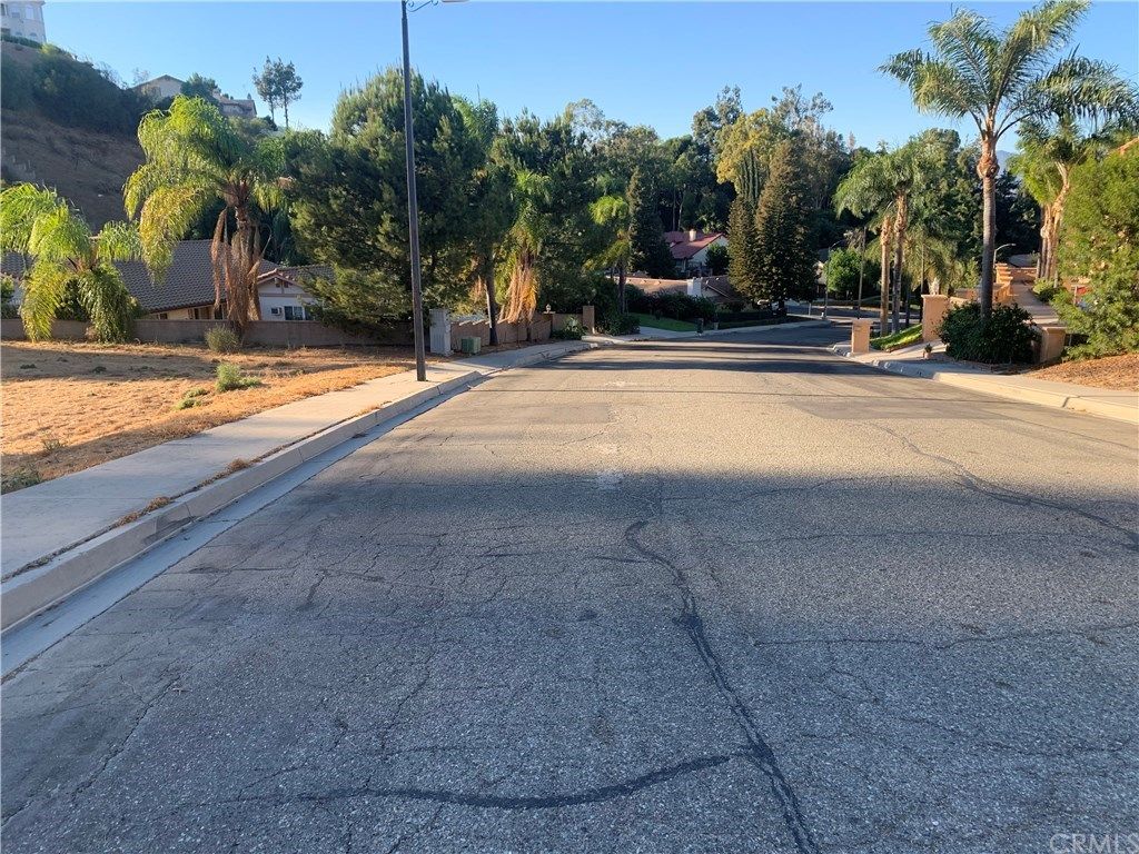 Mohave Dr, Colton, CA 92324 - See Est. Value, Schools & More