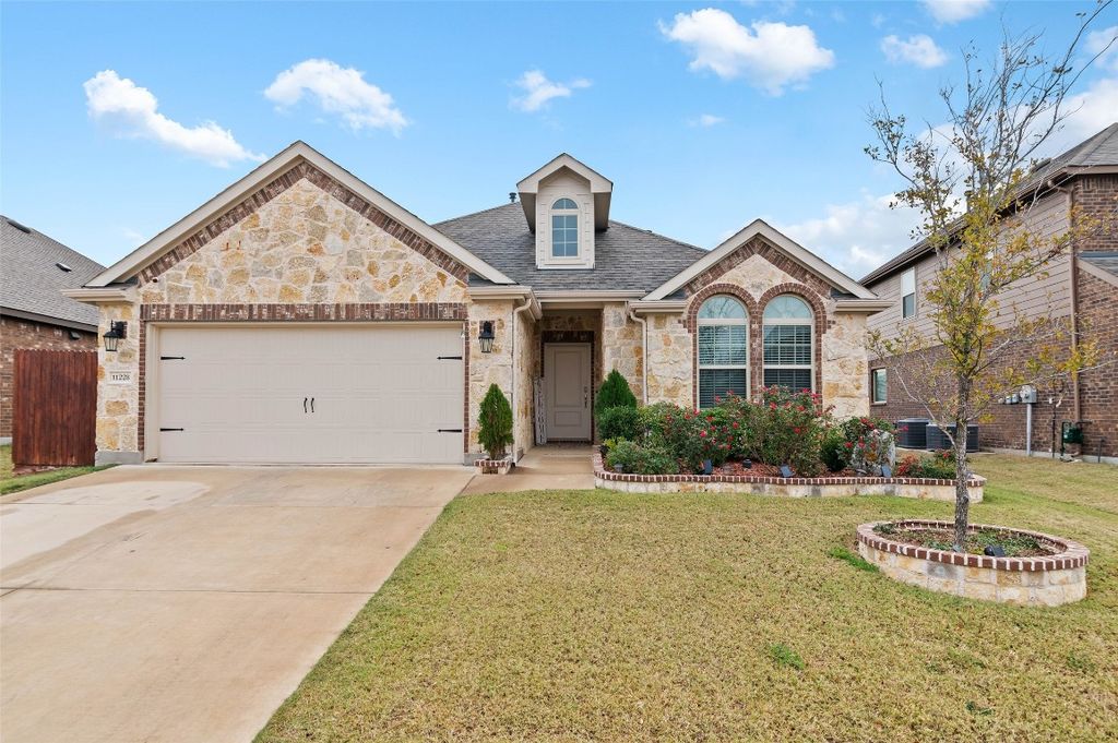 11228 Blaze St, Aubrey, TX 76227 - See Est. Value, Schools & More
