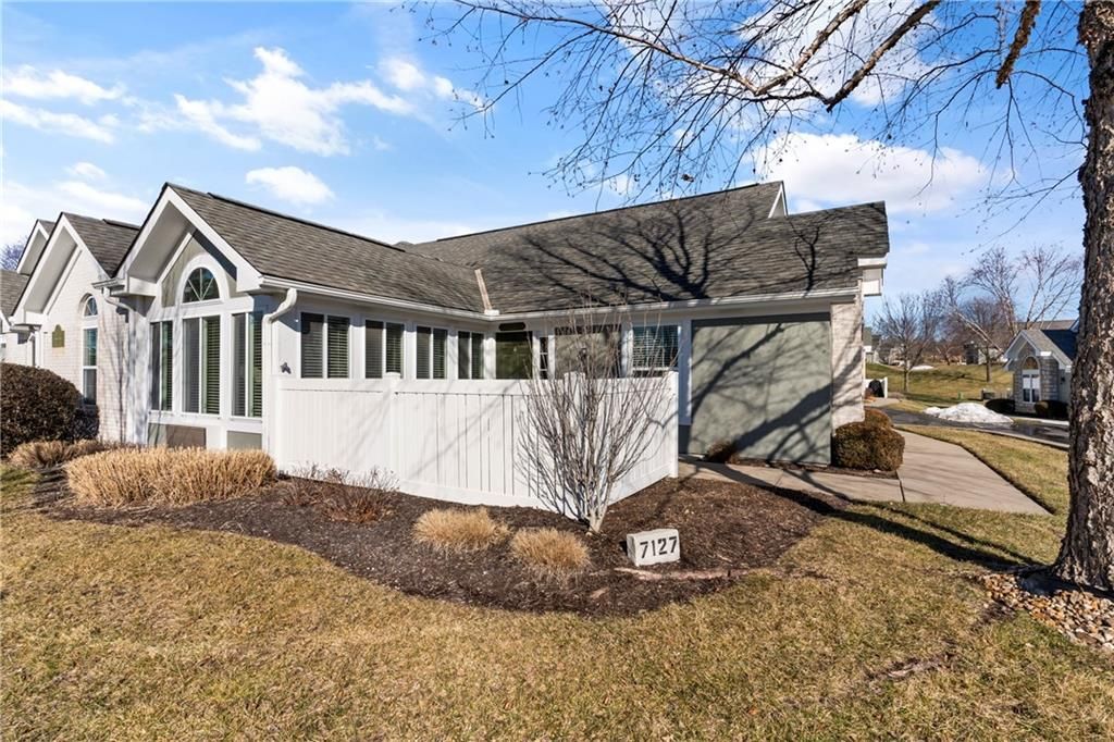 7127 Meadowsweet Ln, Shawnee, KS 66227 - See Est. Value, Schools & More