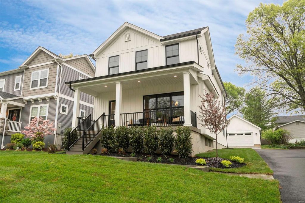 927 Dwyer Ave, Saint Louis, MO 63122 - See Est. Value, Schools & More