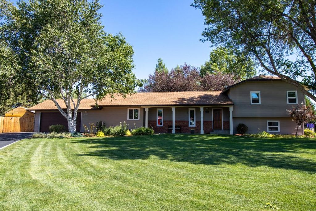 3760 N Ave W, Missoula, MT 59804 - See Est. Value, Schools & More