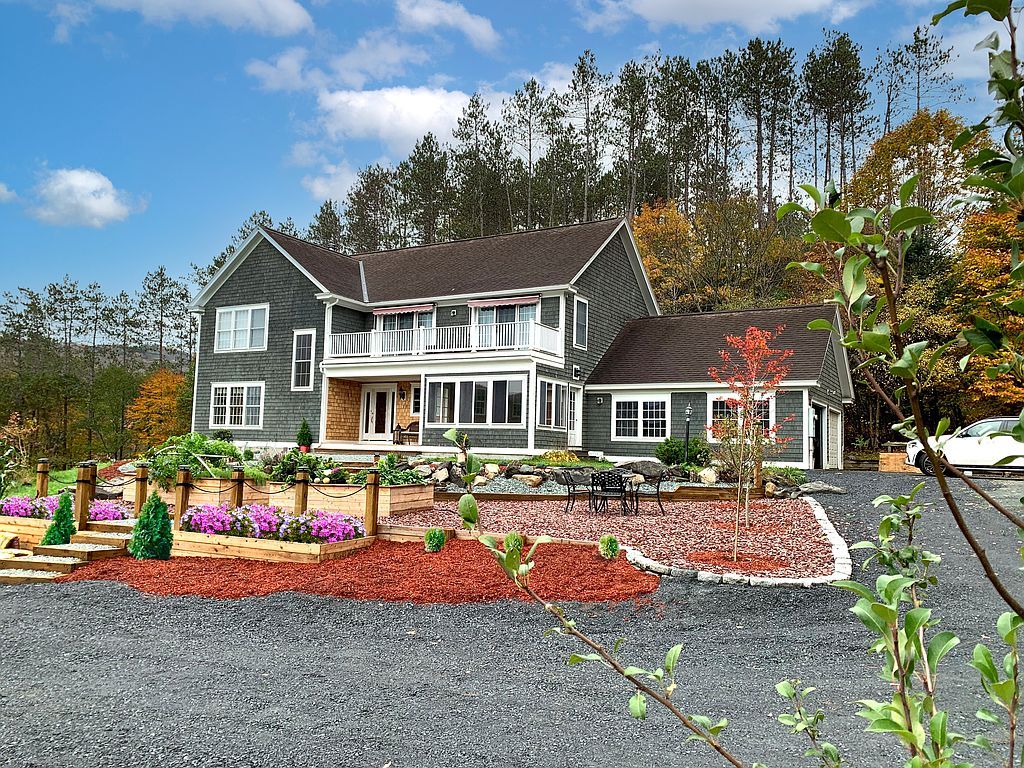 311 Brook Hill Rd, Saint Johnsbury, VT 05819 - See Est. Value, Schools ...