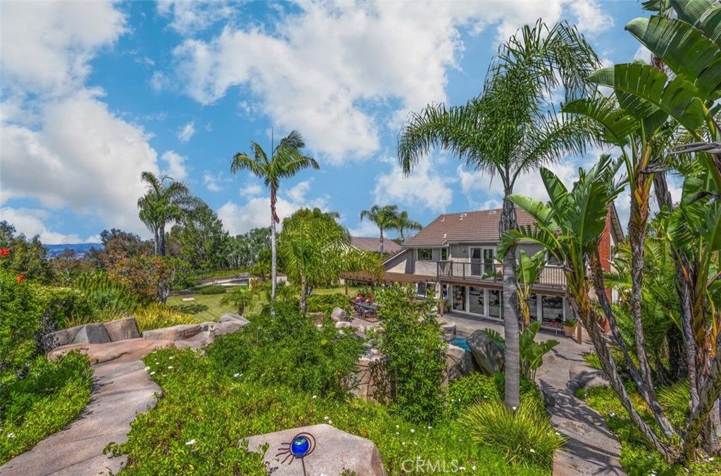 4301 E Valley Gate Dr, Anaheim, CA 92807 - See Est. Value, Schools & More