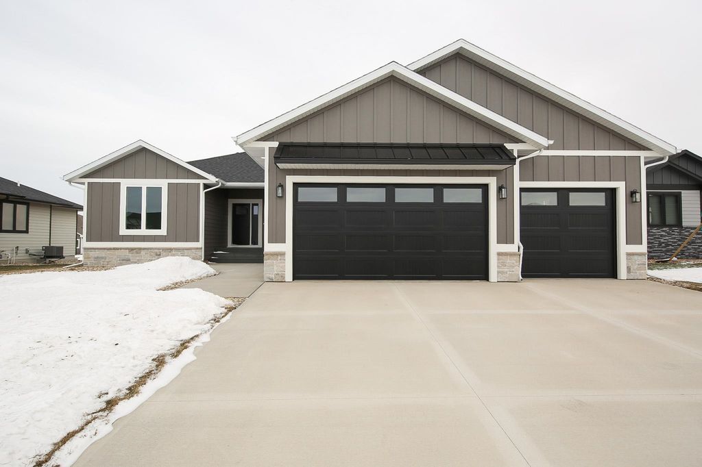 520 S Quartzite St, Tea, SD 57064 | MLS# 22600285 - Trulia | Trulia