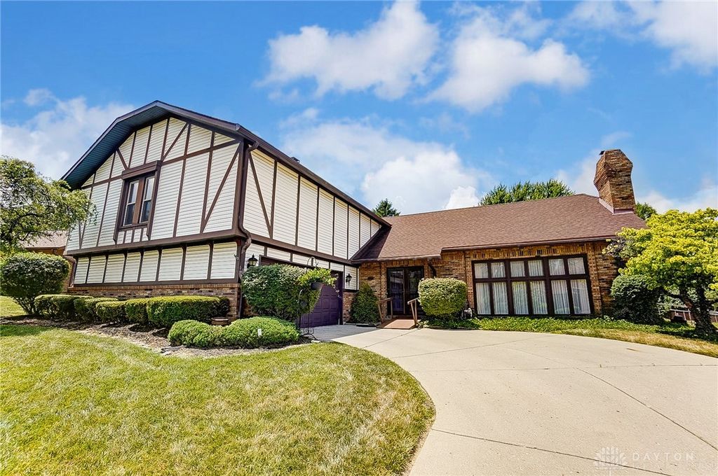 3033 Linmuth Dr E, Springfield, OH 45503 | MLS# 934117 | Trulia