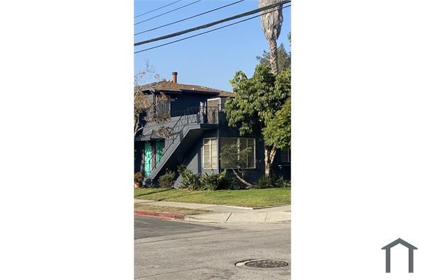 10501 Tabor St, Los Angeles, CA 90034 - See Est. Value, Schools & More