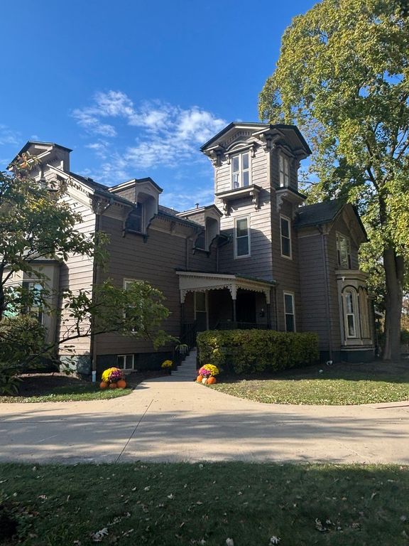 40 Mischa Ct #100, Lake Zurich, IL 60047 | MLS# 12494714 - Trulia | Trulia