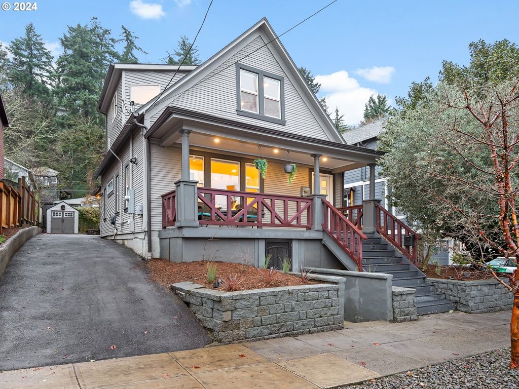 5941 S Corbett Ave, Portland, OR 97239 - See Est. Value, Schools & More